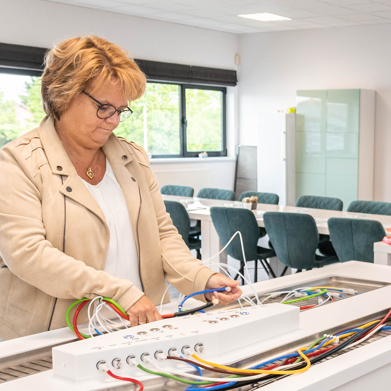 Together for a Bacteria Free Environment Patient Safety - Ultrazonic